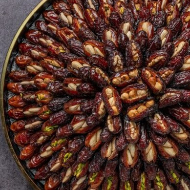 Emarati Luxury Dates Box - Deliver Gift to Dubai - Order Online – Dot ...