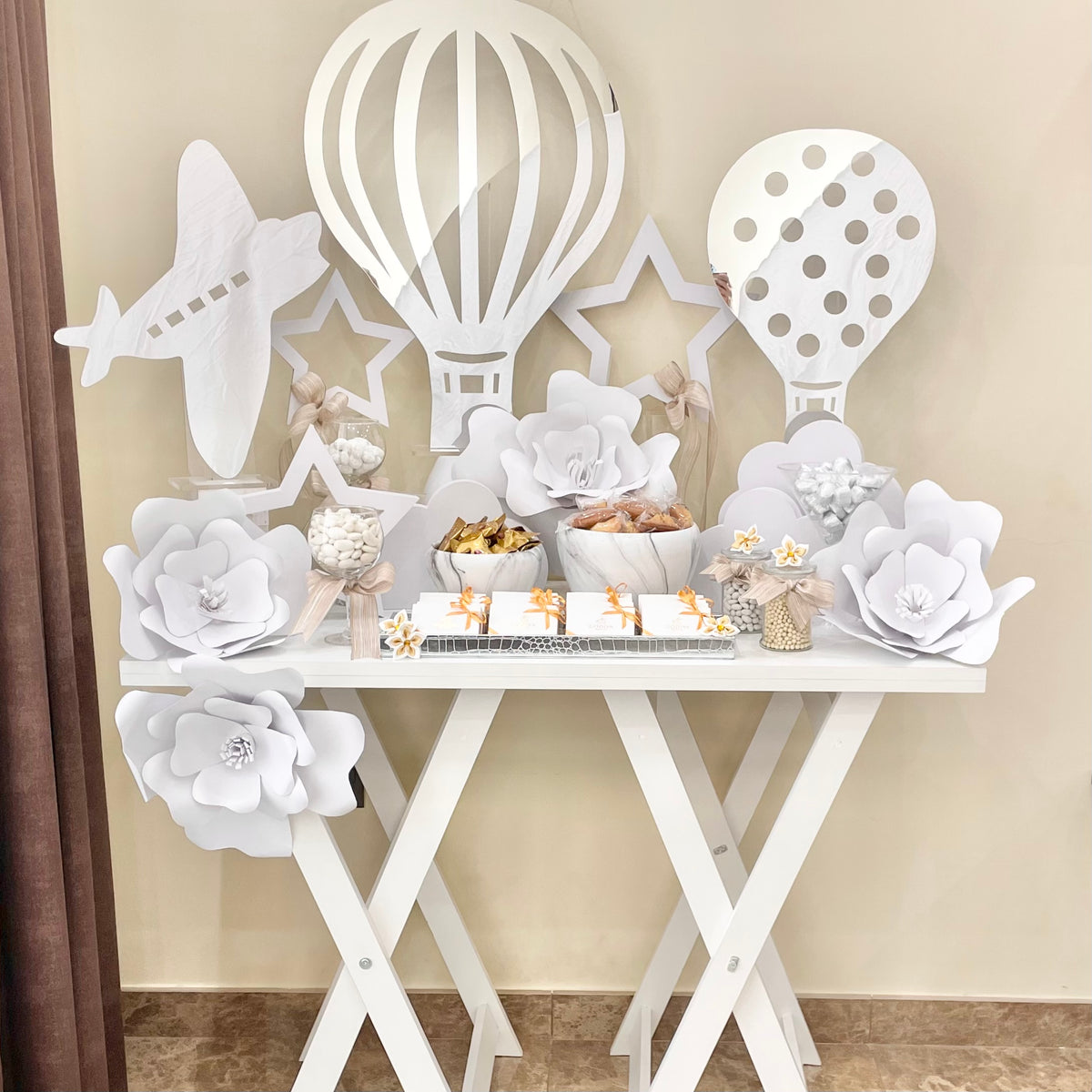 Baby Newborn Chocolate Table Decor - Order Now in DUBAI - Hospital ...